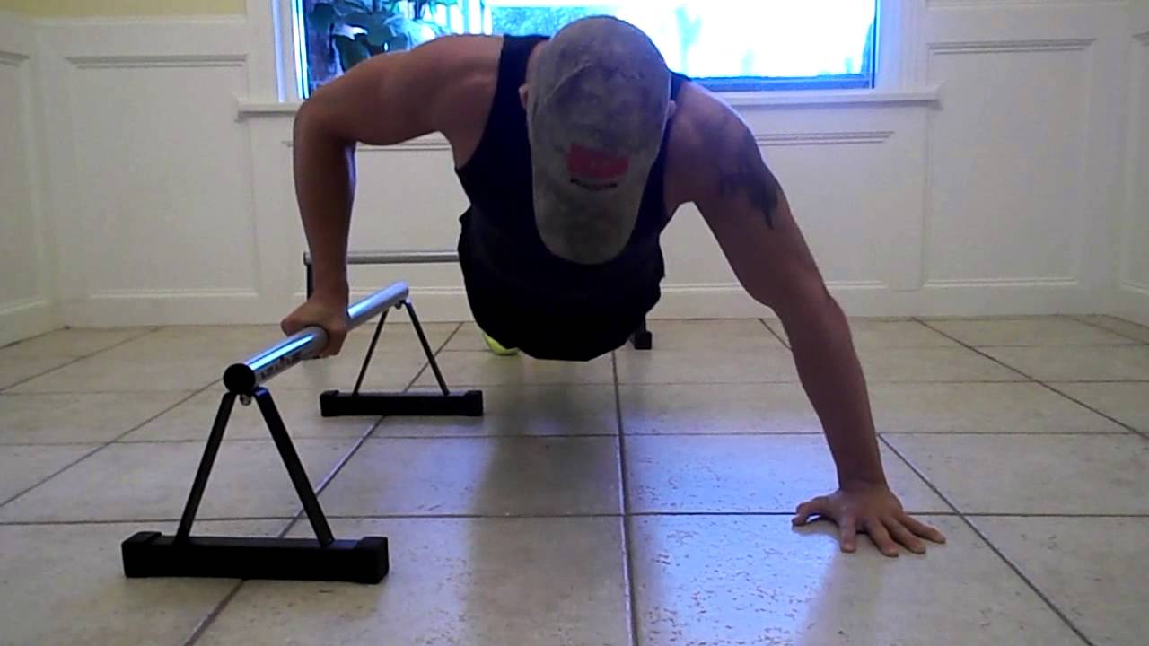 Chest and Tricep circuit for beginners by Jordan Hill - YouTube