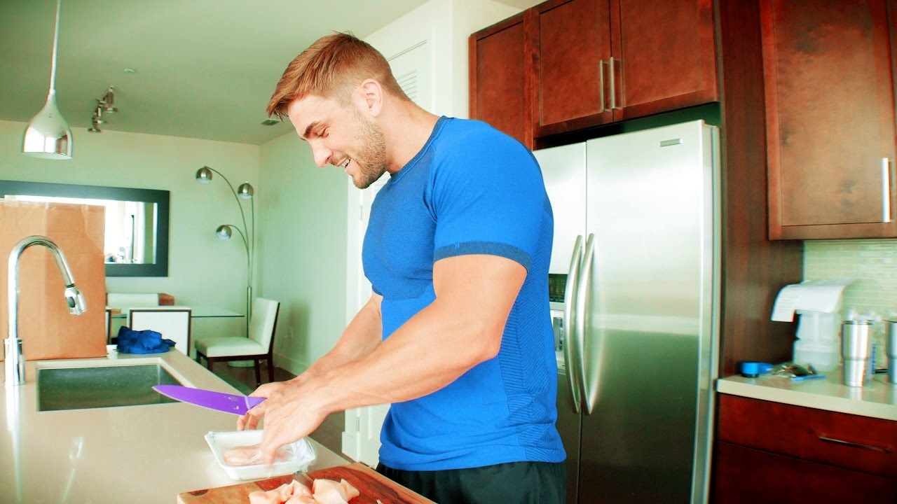 IFBB Physique Pro Ryan Terry's Meal Prep - YouTube