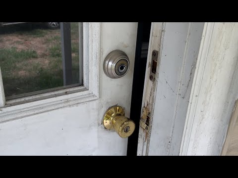 How To Unlock a Deadbolt Without a Key - Works on All Locks! - YouTube