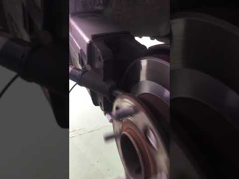 Refacing of rotor disc toyota avanza - YouTube