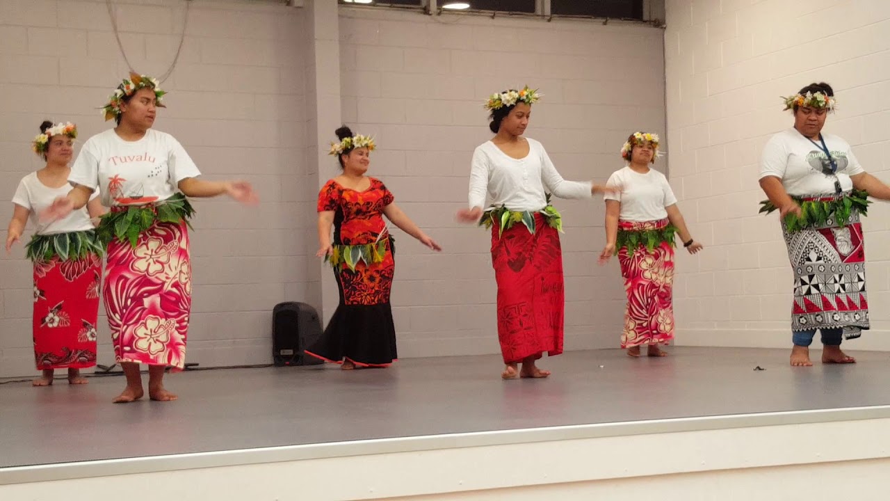 KAUMAILE GIRLS, FIRST SIIVA - YouTube