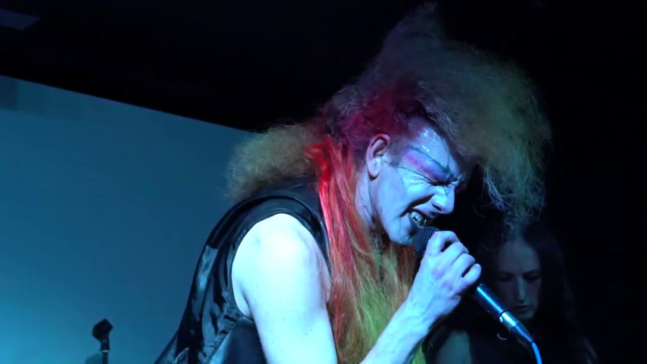 Jan Doyle Band - I Want To Be Free (Toyah cover) - Royal Standard ...