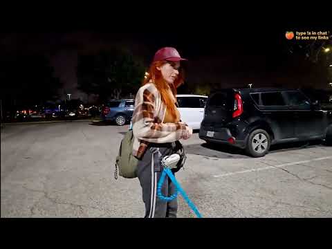 070125 Clip: Amouranth Houston Zoo