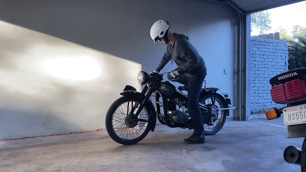 1953 Honda Dream 3E - history and ride along - YouTube