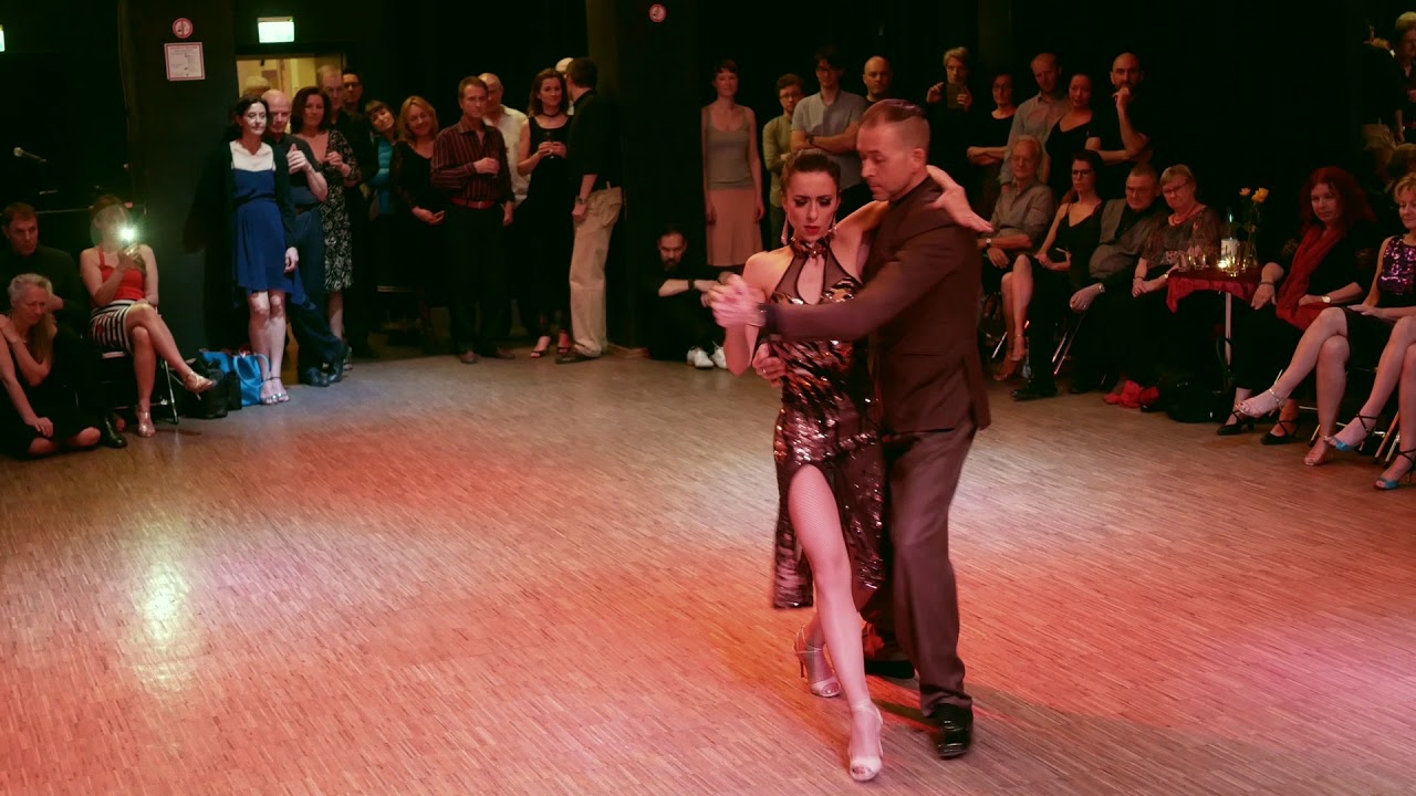 Michael Nadtochi y Paula Duarte en Frankfurt (3) - YouTube Music