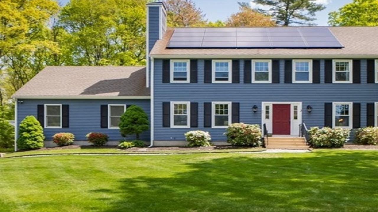 3 Royal Heights Drive, Medway, MA Presented by Petrina Floody. - YouTube