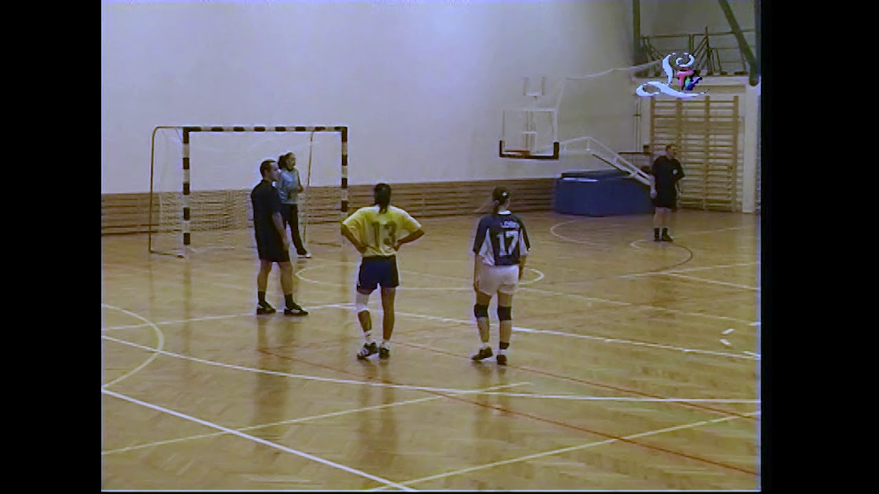Lelátó - EKF SE - Kölcsey DSE női kézilabda mérkőzés /2003.11.11 ...