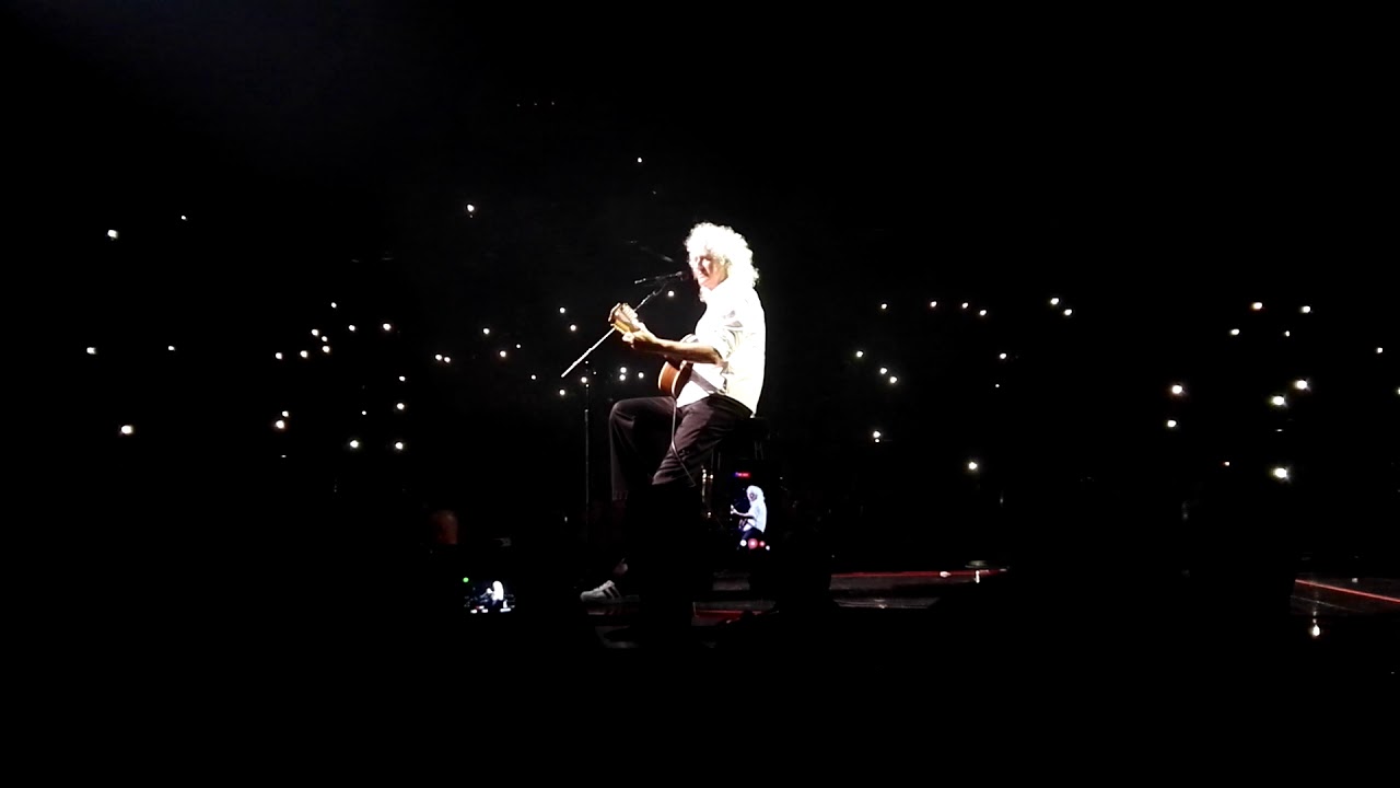 Queen - Love Of My Life (LIVE at Antwerp 29/6/2018) - YouTube