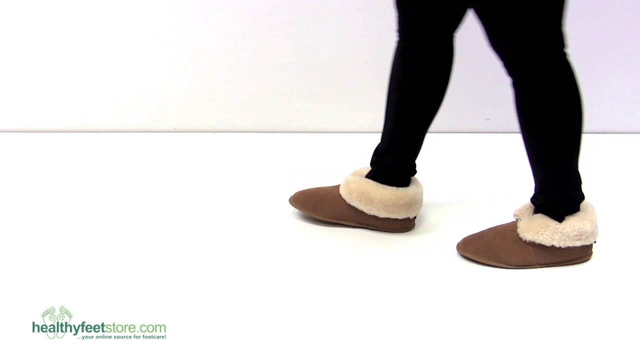 RJ's Fuzzies Soft Sole Women's Sheepskin Bootie Slippers - YouTube