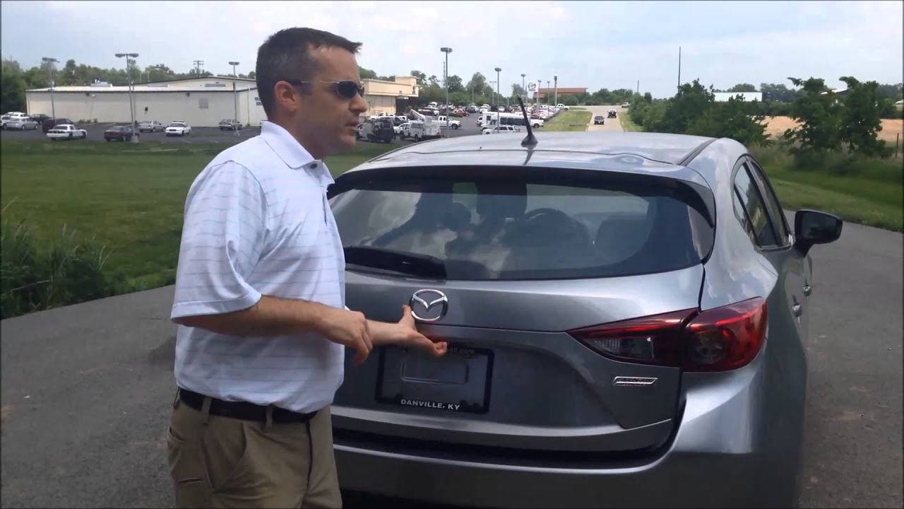 Cargo Room in a 2014 Mazda3 Hatchback - YouTube