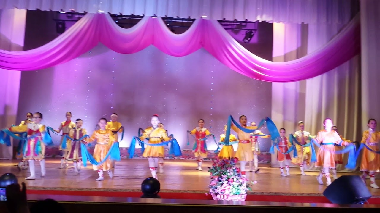 Mongol bujig - YouTube