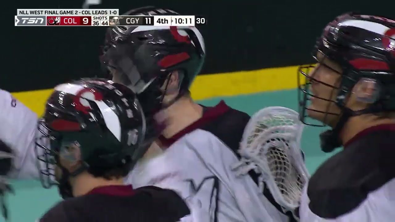 Chris Wardle whips in a one-handed dunk! - YouTube