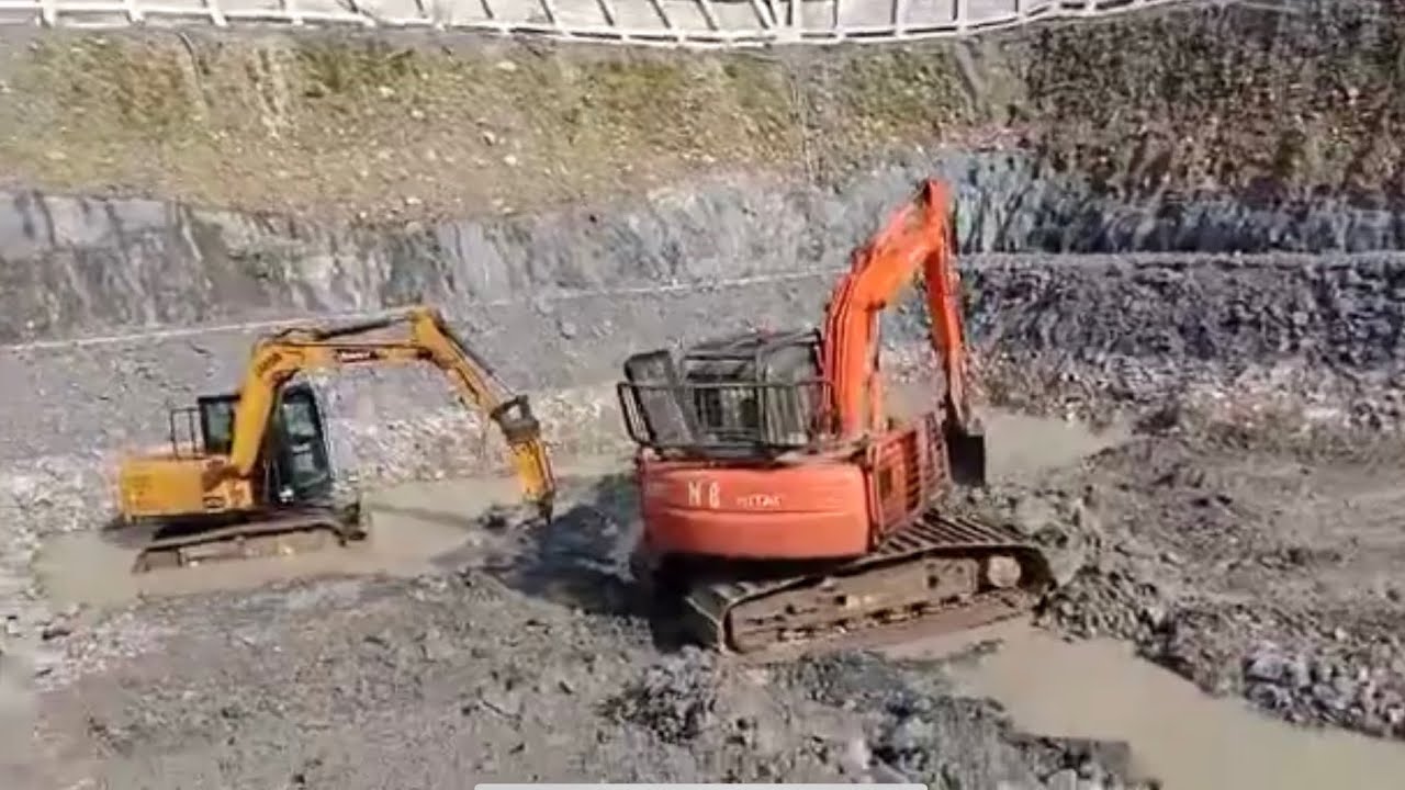 HYDRAULIC EXCAVATOR WITH BREAKER MAKING HOLE FOR TUNNEL OUT-TAKE ️PLTA ...