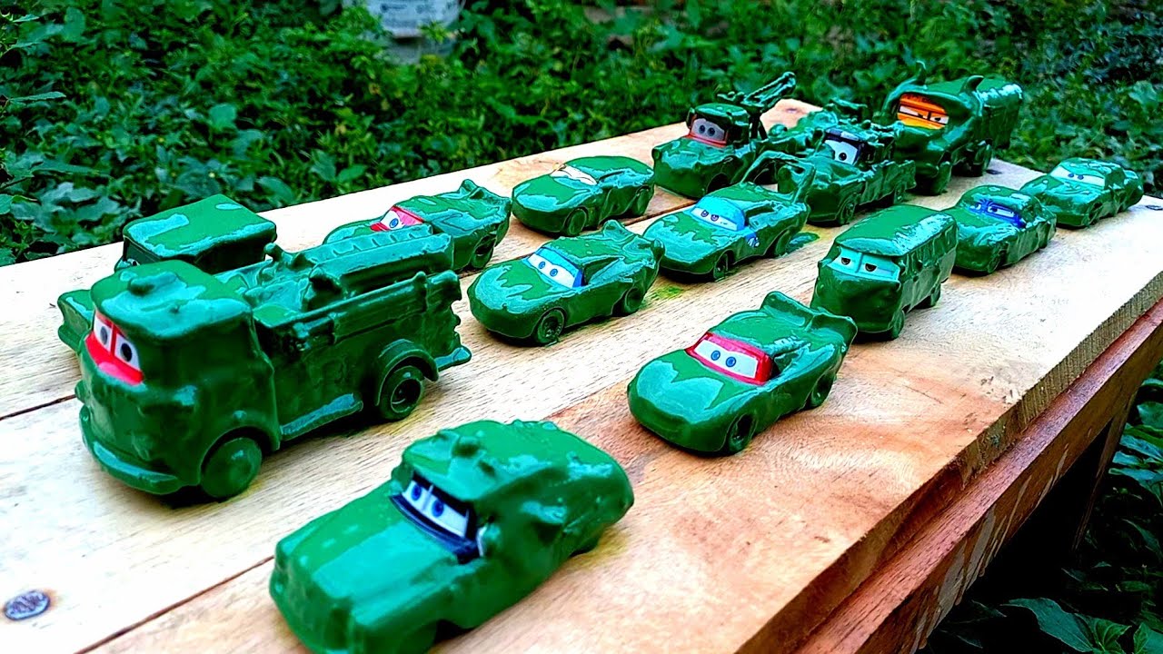 Disney Pixar Cars Muddy toy, Lightning McQueen, Fillmore, Red, Sheriff ...