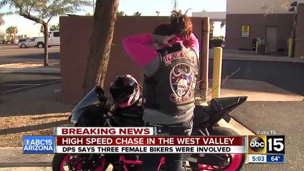 High Speed Biker Chase: 3 females on motorcycles lead police officers ...