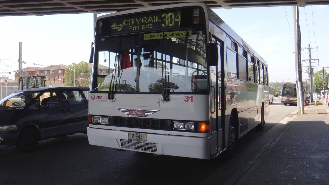 BEAST: Transdev NSW M/O 943 - Hino CM277K (ZF/Custom Coaches 210) - YouTube