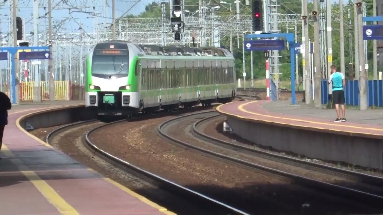 Austriacki Vectron OBB, Jamnik ET41-001, 07-241,Toyoty Hilux i inne pociągi w Skierniewicach 30. ...