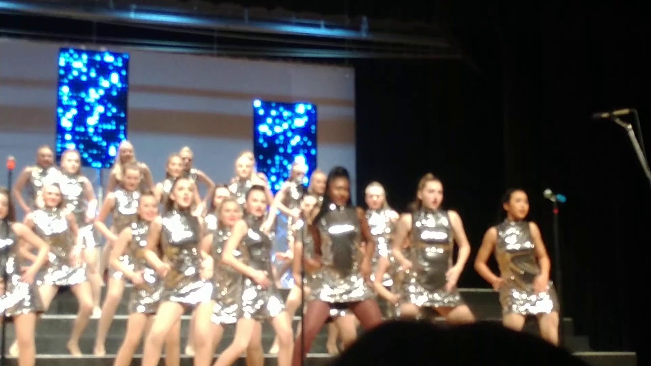 Show Choir She-Notes 2020 a - YouTube