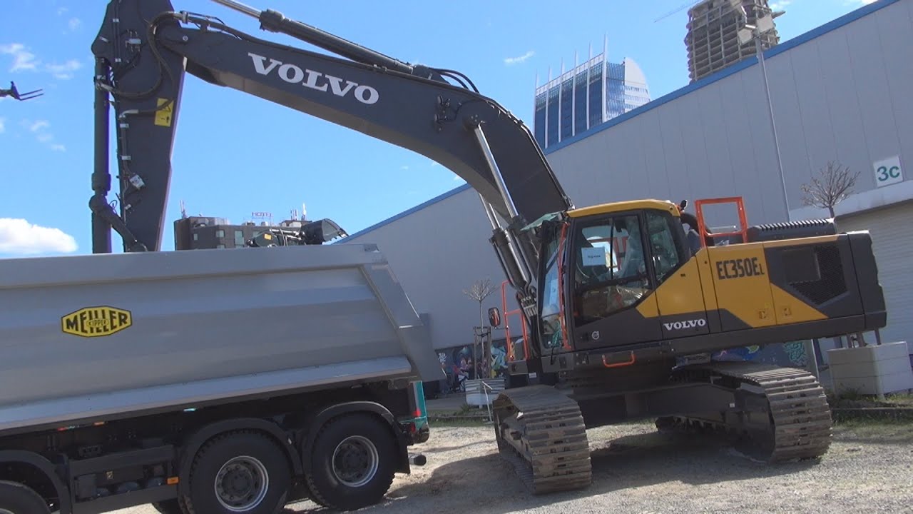 Volvo EC350EL Crawler Excavator (2024) Exterior and Interior - YouTube
