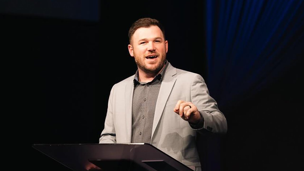 How to Love Like Christ - Pastor Jordan Beaton - YouTube
