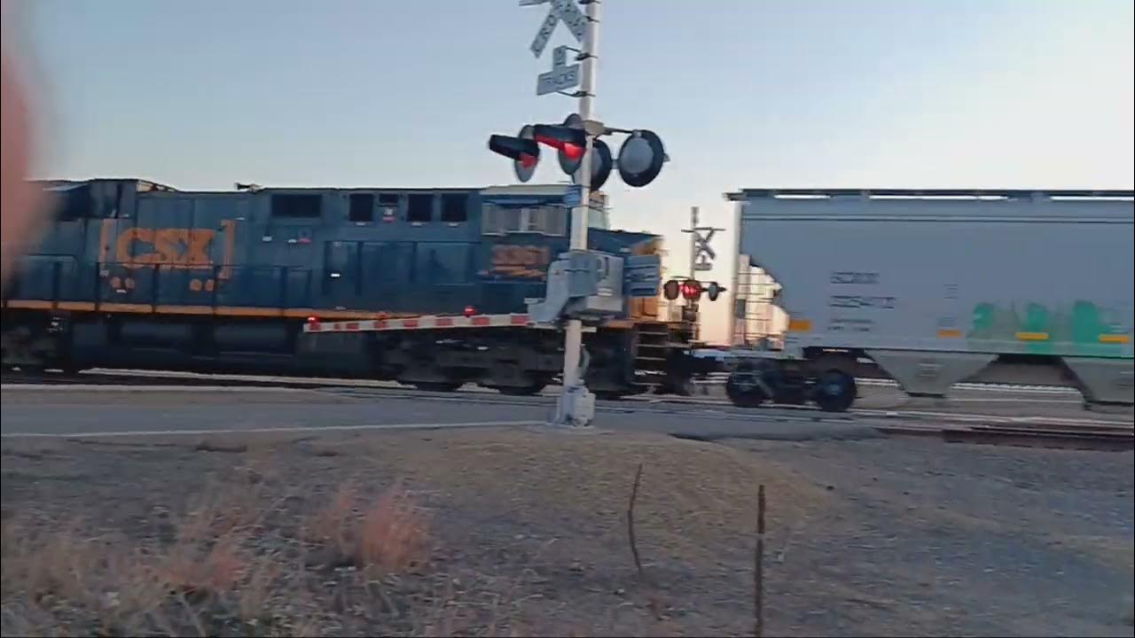 East Bound Hopper train. BNSF # 9049 BNSF #4684 - YouTube