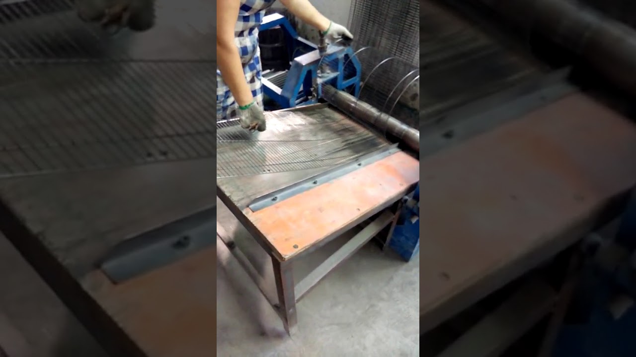 Automatic cage forming machine - YouTube