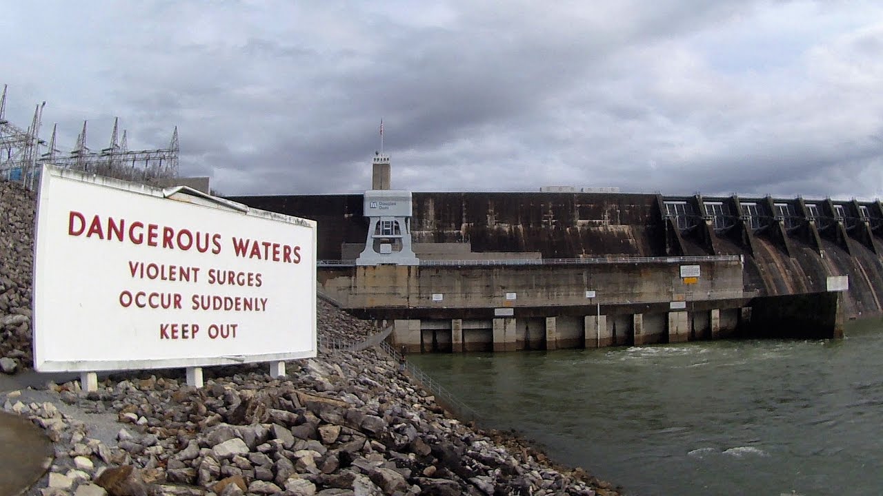 Douglas Dam Enjoying the views - YouTube