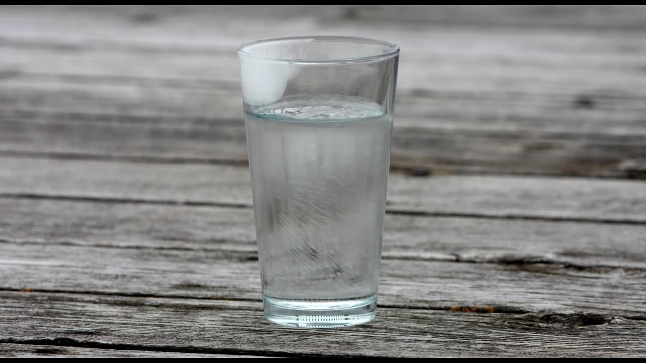 water freezing in a glass (timelapse) - YouTube