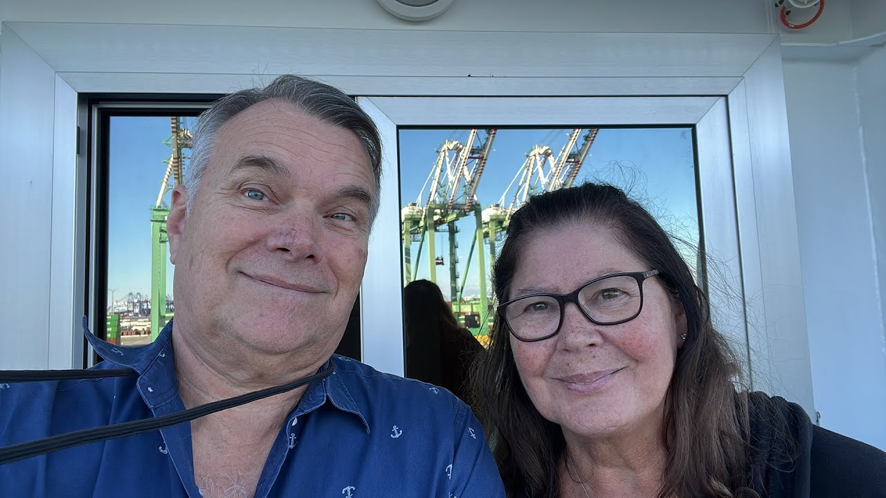 Port Monkeys Live from the Discovery Princess Leaving San Pedro, Day 1 ...