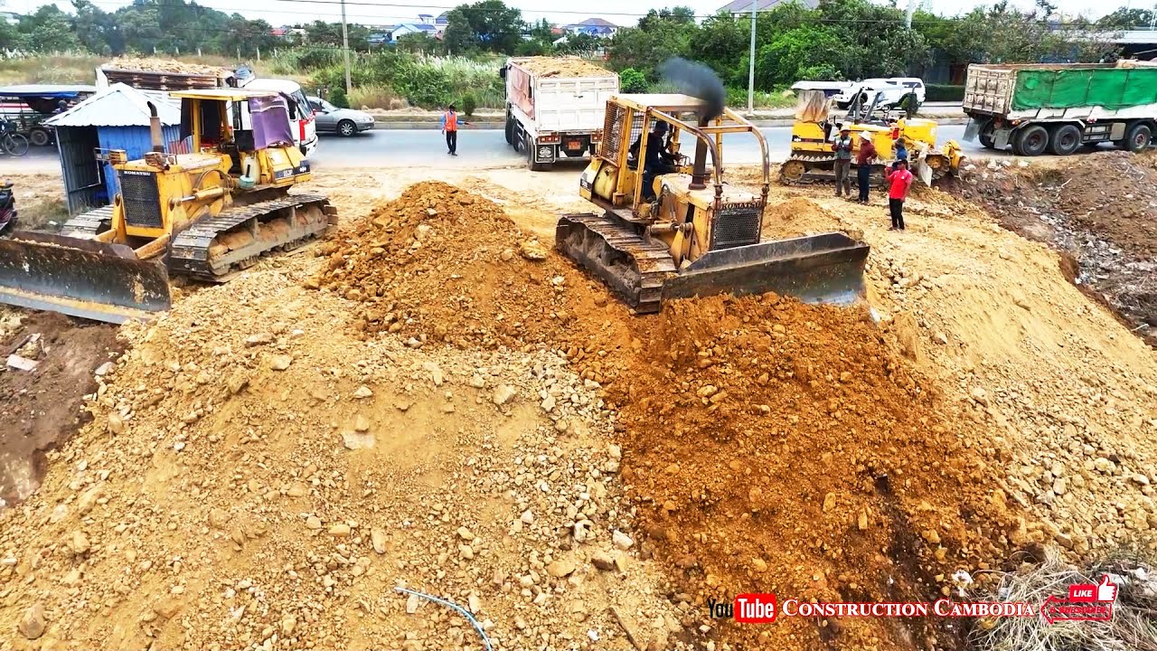 Nice Huge Land Filling Construction Project Use Bulldozer And Dump ...