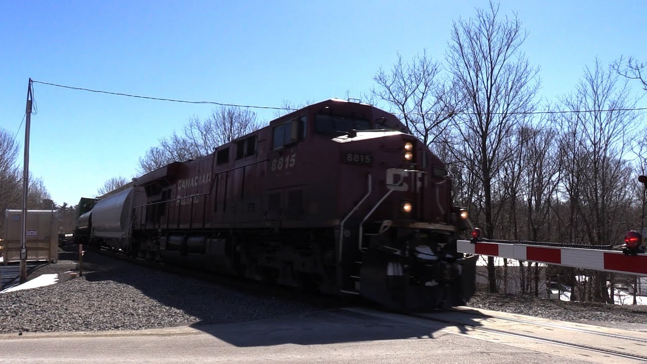 CP 8815 at Parry Sound (19MAR2018) - YouTube