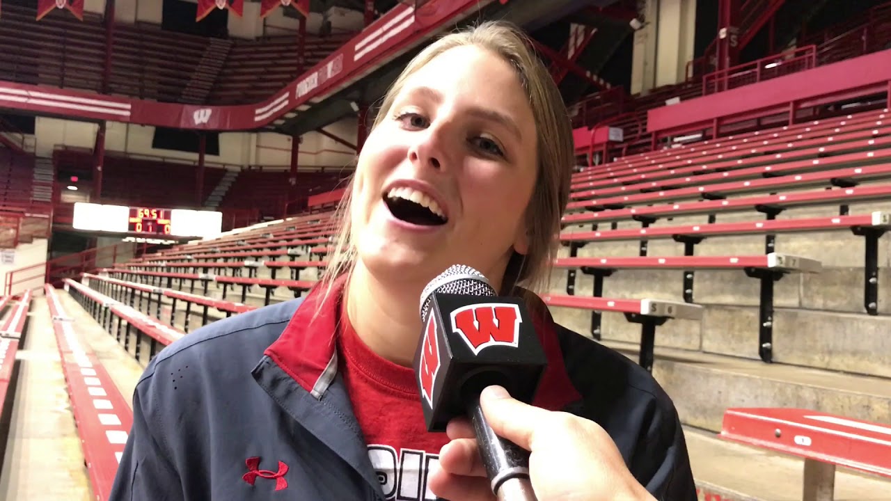 Grace Loberg Intermission interview 11-25-17 - YouTube