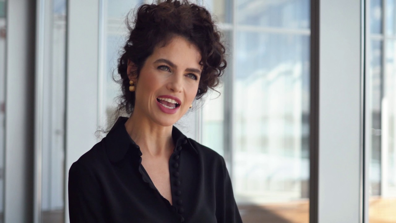 Neri Oxman's Interview - YouTube