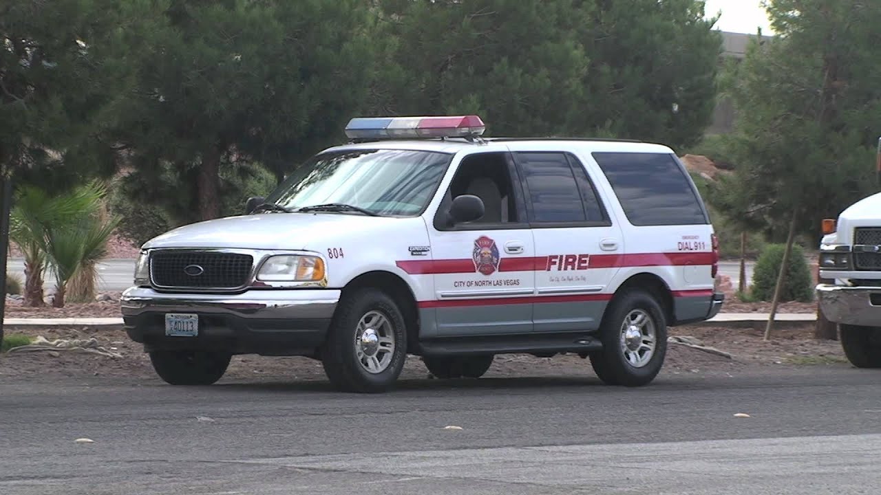 Las Vegas Fire Truck: NLVFD Battalion Chief SUV - YouTube