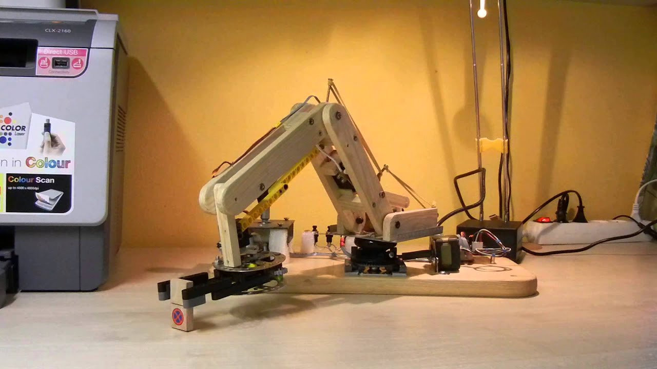Robotická ruka (Robotic arm) 2, 2.2.2014 - YouTube