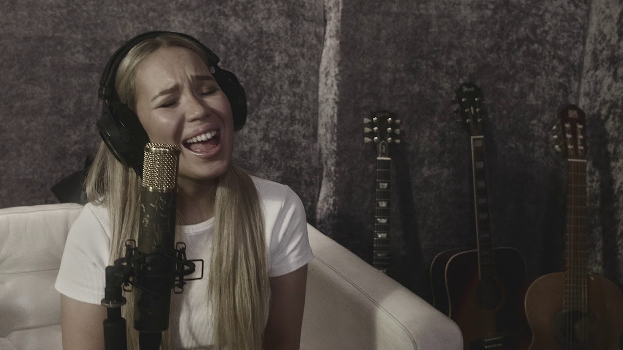 AGNETE - Beginning of the End (stripped down live session) - YouTube