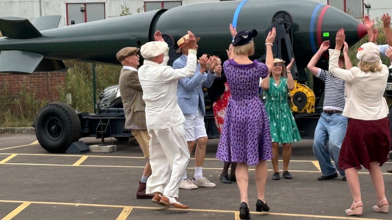 Avro heritage museum 1940s weekend sept 2024 - YouTube