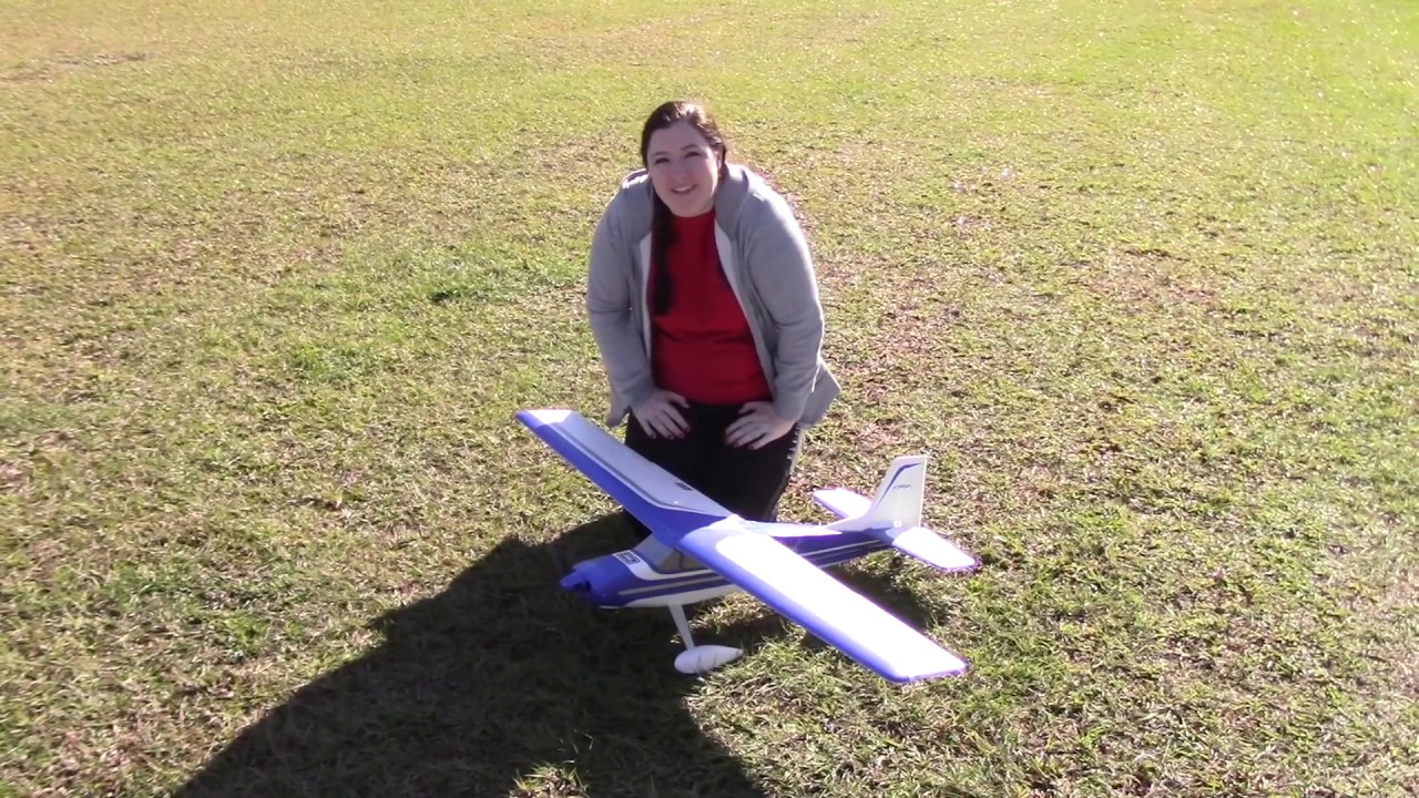 E-Flite Valiant Windy Flight by Mrs. Boozer - YouTube