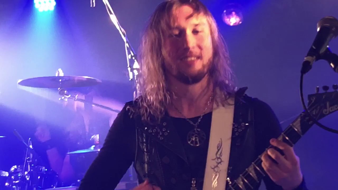 BEAST IN BLACK / Blind And Frozen ( Suomi Feast 2018 Osaka ) - YouTube