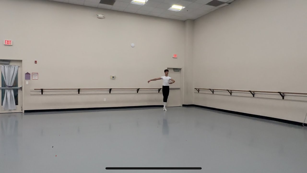 Jacob Cowan Solo Performance-Ballet - YouTube