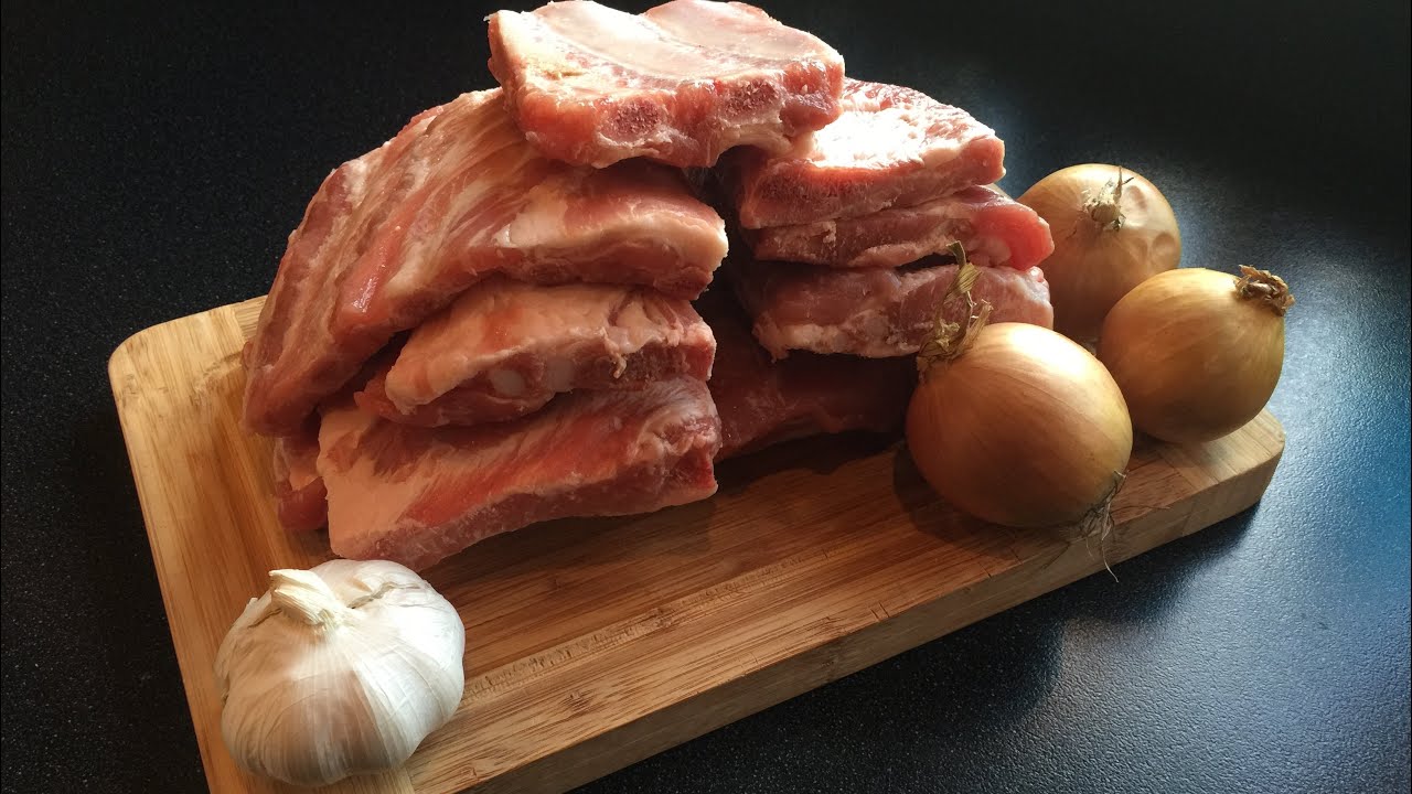 Spareribs Ribs Rippchen aus dem Dutch Oven - YouTube