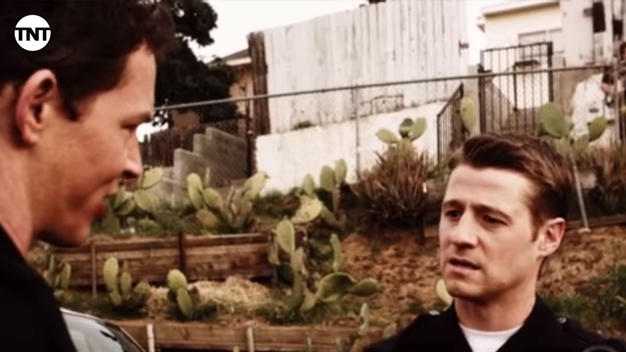 Episode 406 Preview 4 | Southland | TNT - YouTube