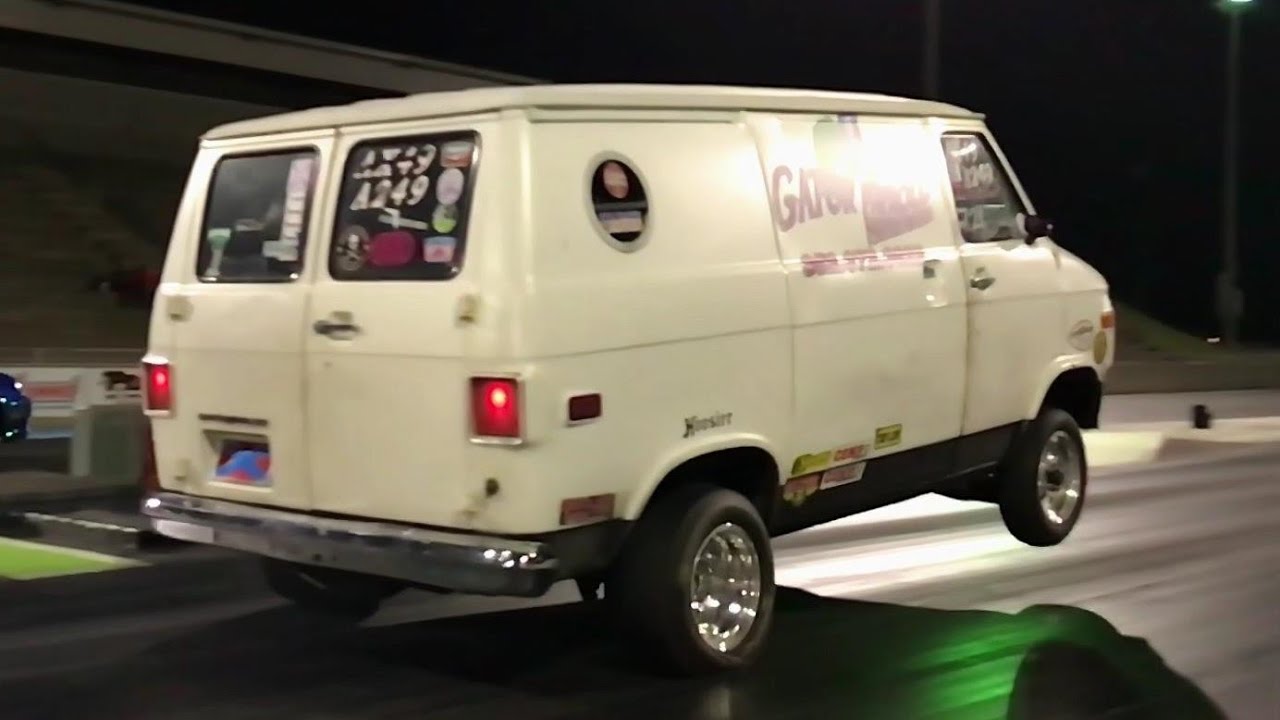 Chevy Van doing WHEELIE!!! - YouTube