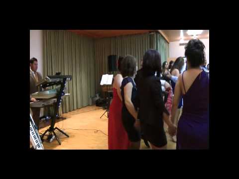Ghandi Al Tayeb & Jamal Rami-Chobi iraqi dabke shlonak 3eni 08.04.2012 ...