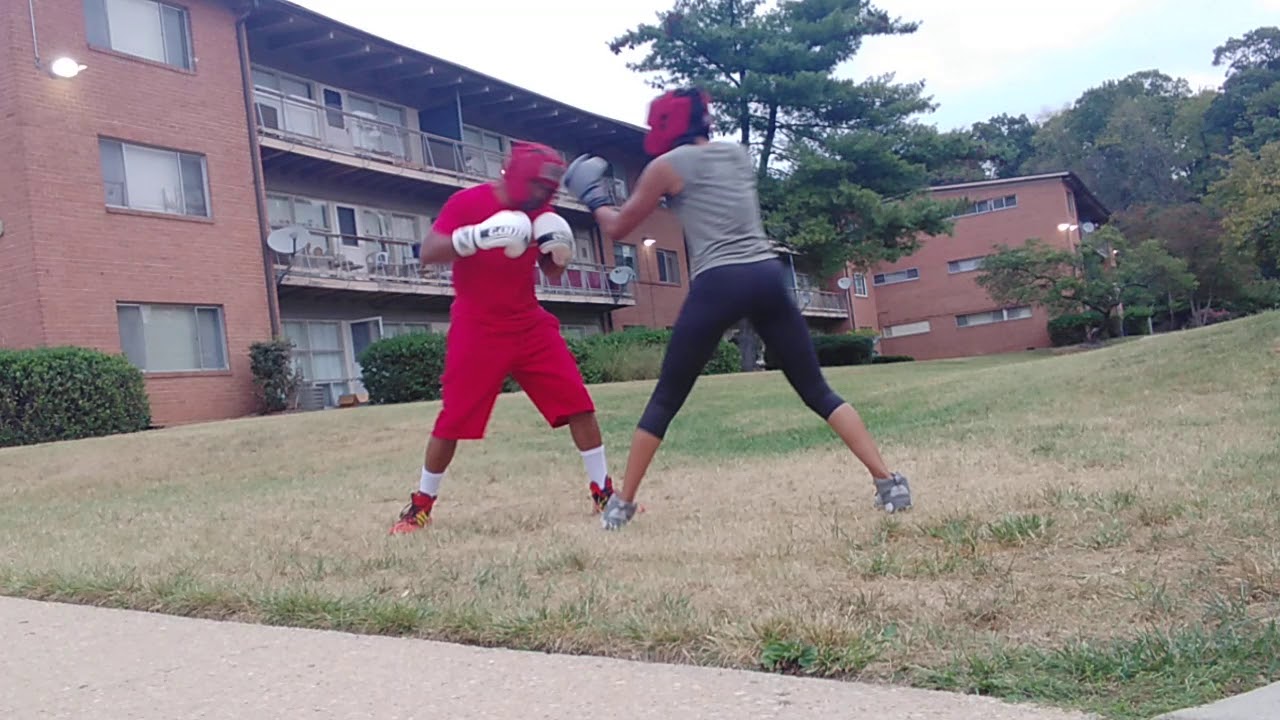 J-lo boxing sparring(2) - YouTube