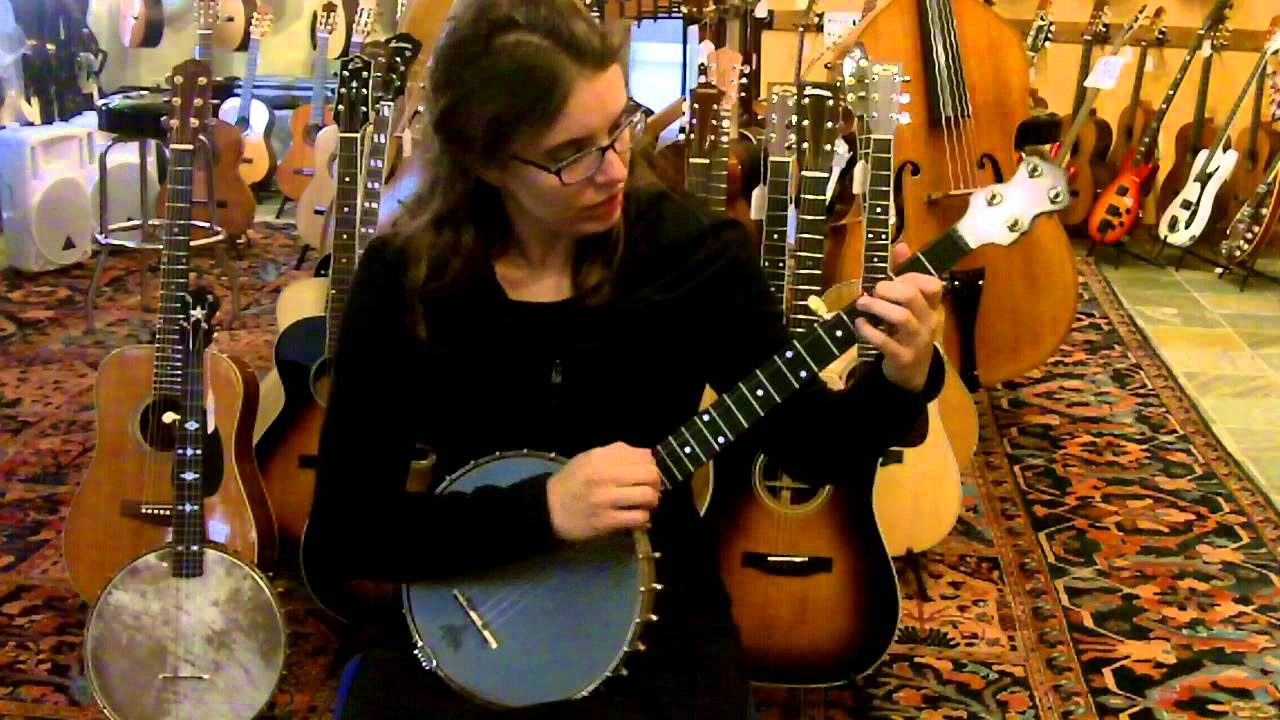 Luscomb Oben-Back Banjo - YouTube