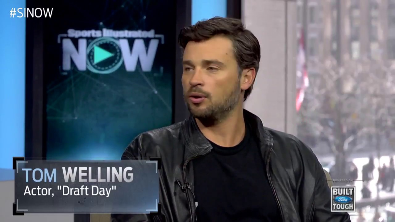 Tom Welling Talks Draft Day With Sports Illustrated - YouTube