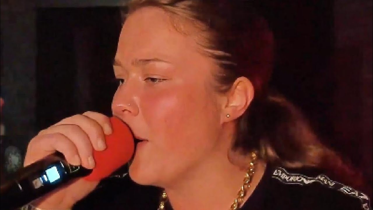 Mc Hootson live at STREETBEEFZ uk - YouTube