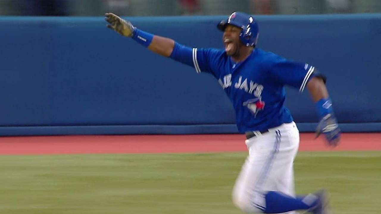 Rajai Davis' dramatic walkoff hit wins it - YouTube