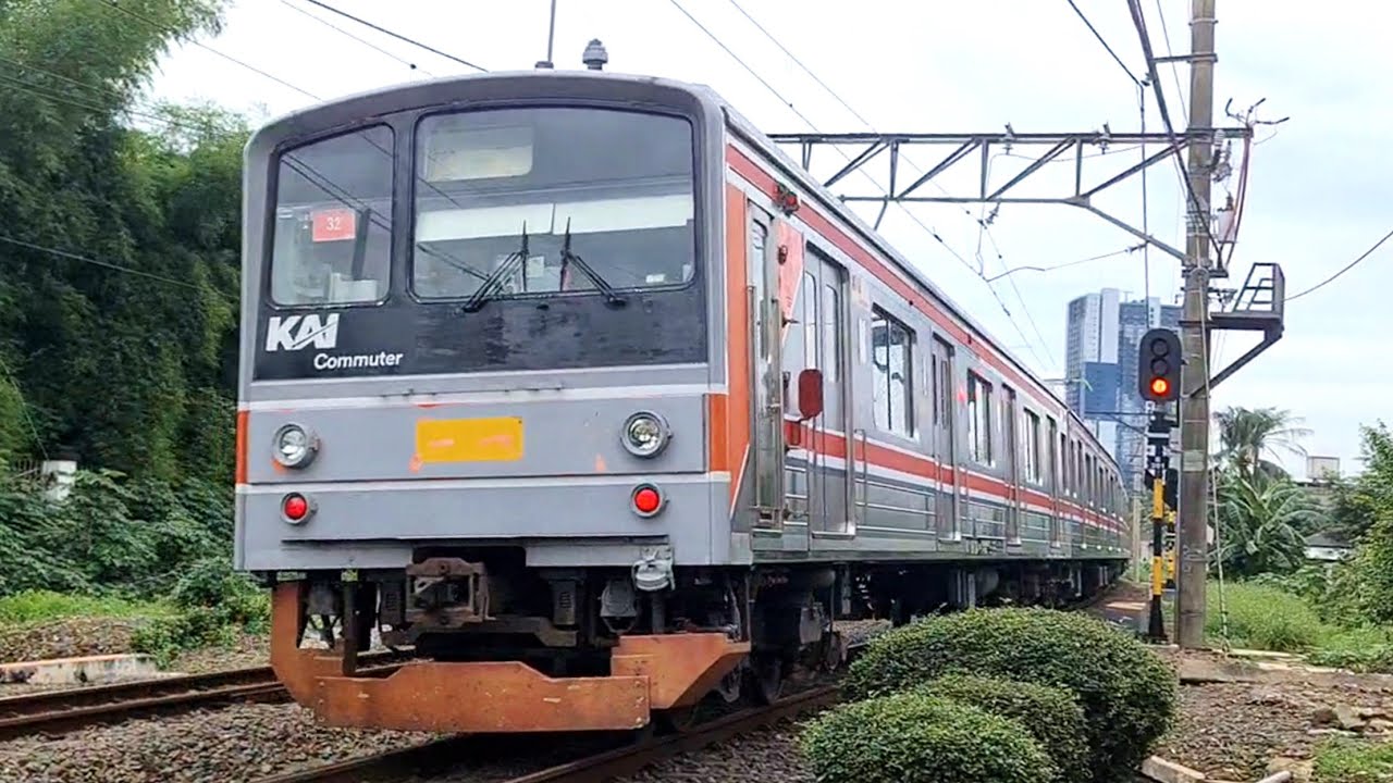 Perjalanan Perdana Krl Jogja Solo Di Lintas Jabodetabek Krl Jr 205 9